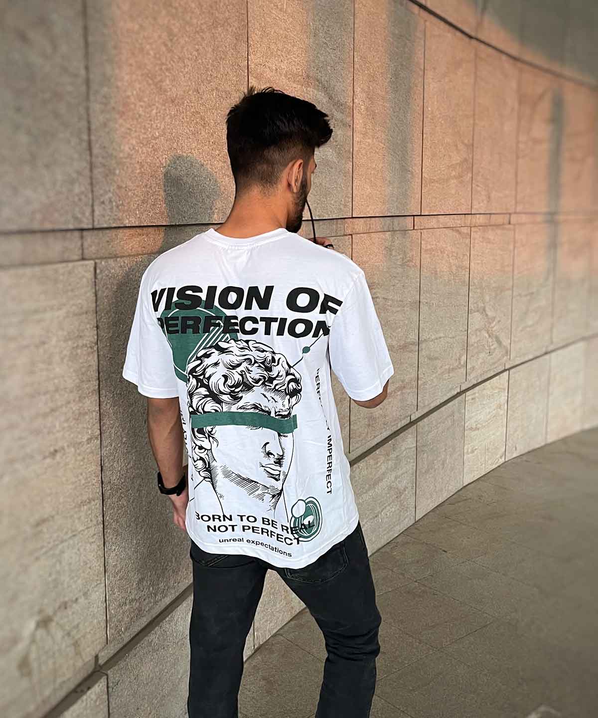 Vision of perfection - Oversized T-shirt